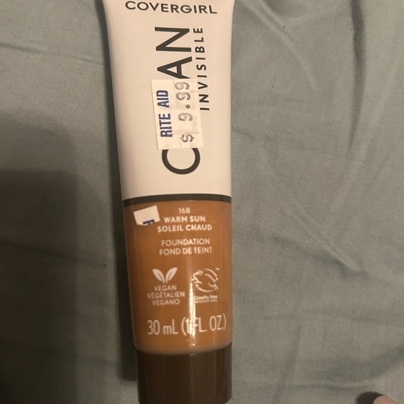 COVERGIRL | Makeup | Covergirl Clean Invisible Foundation Warm Sun ...